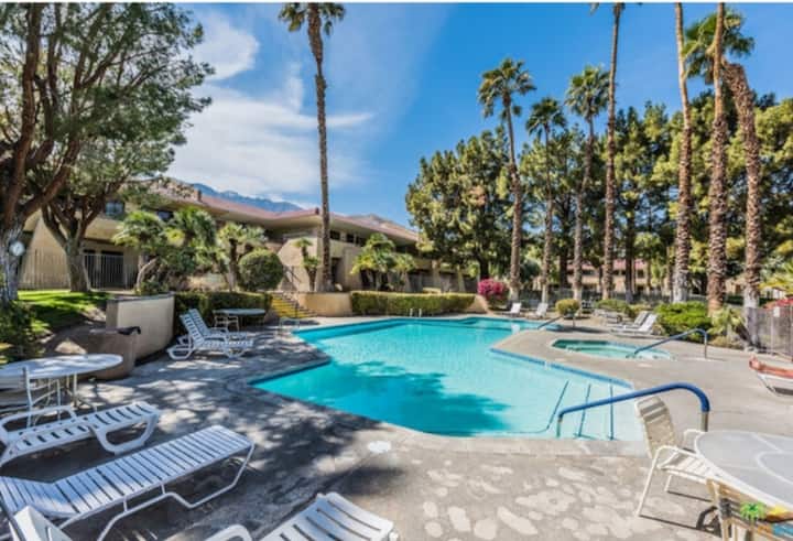 Peaceful Poolside Escape -Summer Special - California