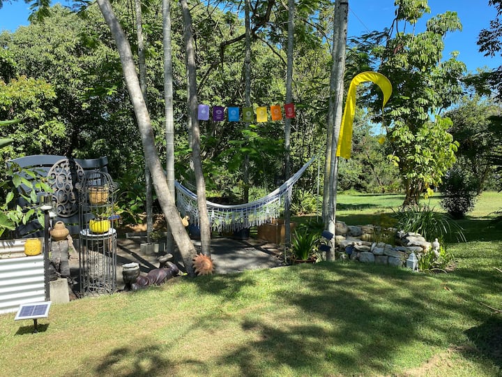 Hinterland Escape Woombye - Nambour