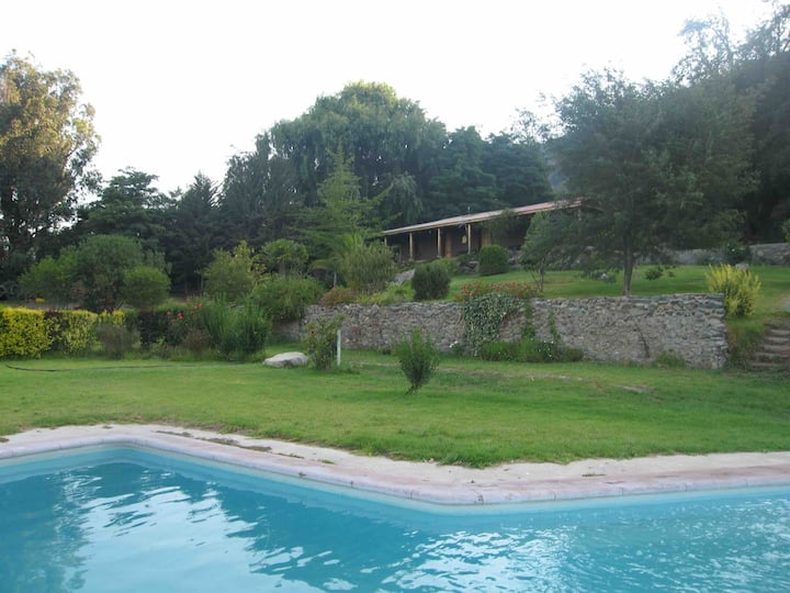 Casa De Campo Ocoa Con Piscina Y Cancha Tennis - La Calera, Chile