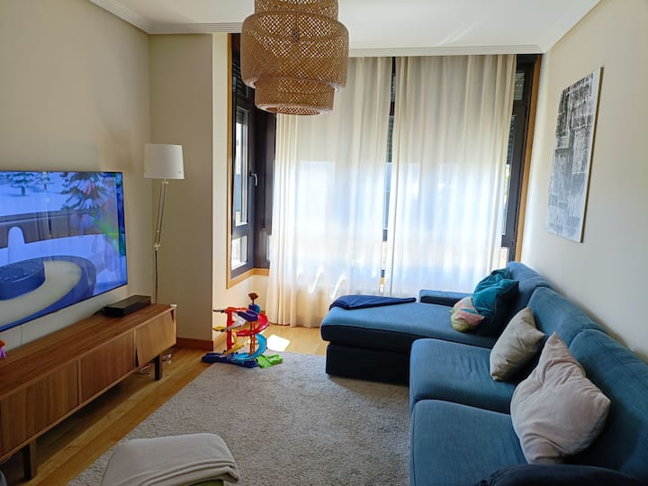 Casa En La Ciudad. - Ourense