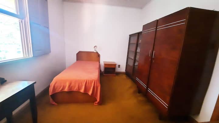 Memora Guesthouse - Quarto Single Perto Do Parque - Curitiba