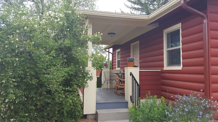 The Holmes Cabin - Comfy, Bright - Missoula, MT