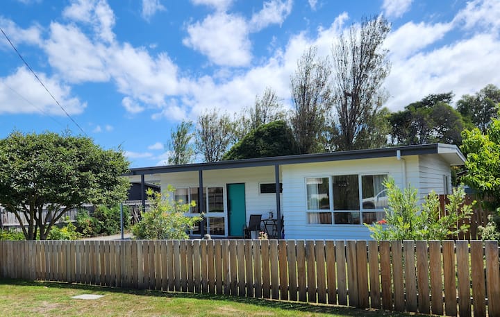 Casa Nina, Sunfilled Family Home - Old Ocean Grove - Ocean Grove