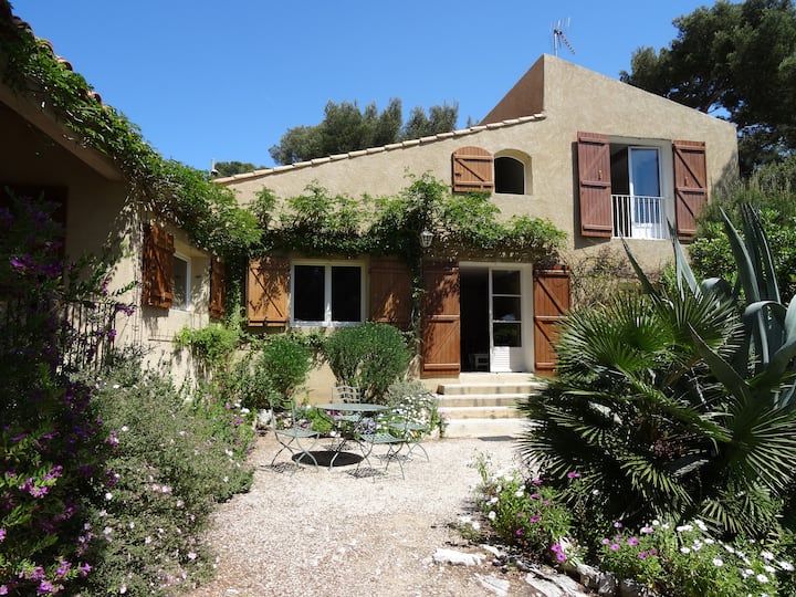 Maison De Caractère Entre Mer Et Calanque à Cassis - Cassis