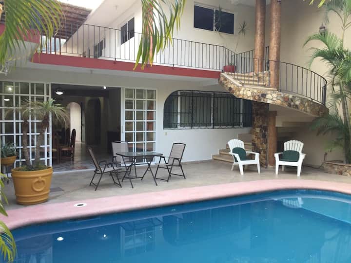 Casa Grande Con Alberca Privada - Acapulco