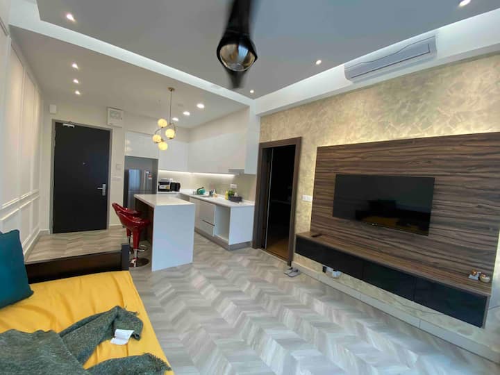 Astoria Kl - 4km To Klcc - Wifi & Netflix - Malaysia