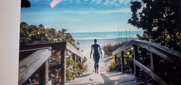 2 Min To The Beach Come Watch  The Sunrise, Relax - Cape Canaveral, FL