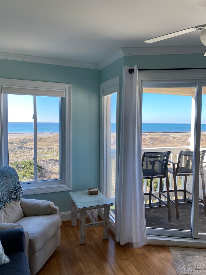 Direct Oceanfront/ A Place At The Beach - Atlantic Beach, NC