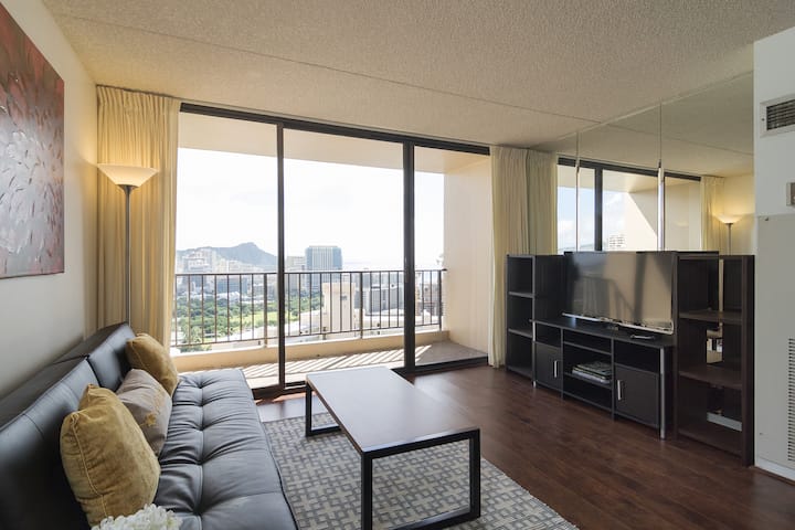 Diamond Head/waikiki View High Flr - Honolulu