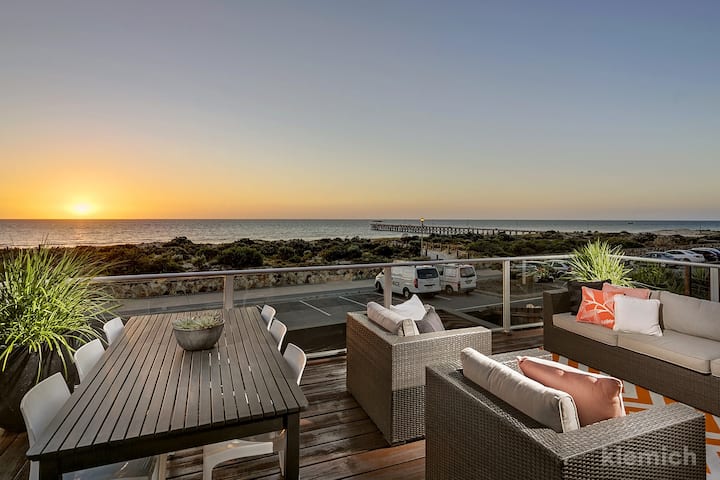 Adelaide Beach House Rentals - South Australia, Australia | Airbnb