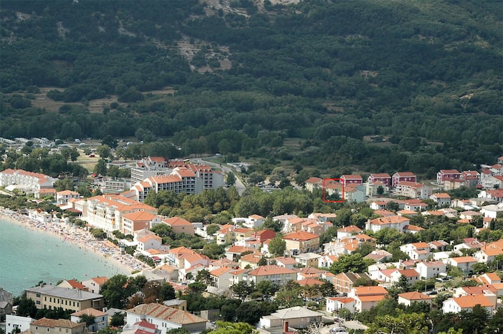 Family 2 Bedroom Apartment Near The Beach 127-01 - Baška
