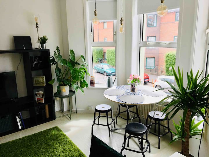 5⭐️ Fitzwilliam Apts B In Vibrant Queens Qt - Belfast