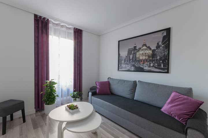 Apartment Near Atocha/reina Sofía Museum - Universidad de Navarra. Sede de Postgrado. Edificio Alumni. ISEM