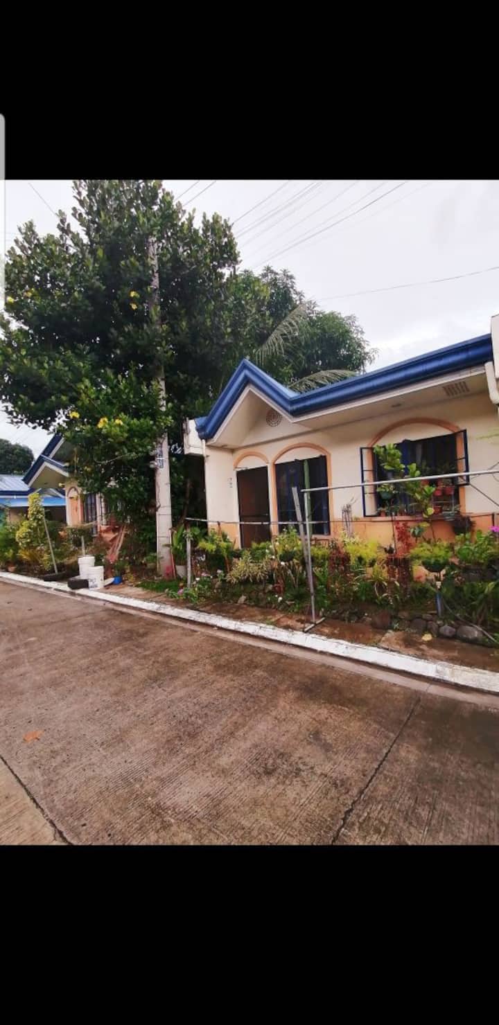 Cozy House In Family Friendly Subdivision - Iligan City