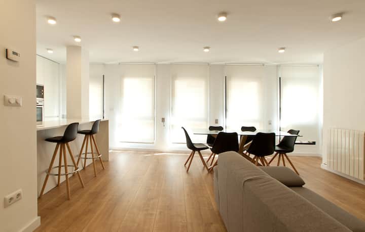 Modern Apartment In Girona's Old Town - Gerona