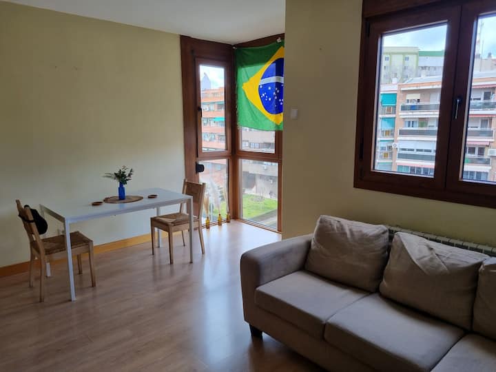 1 Habitación  Y Baño Privado Dirección Central - Madrid