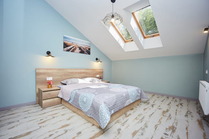 Люкс Мансарда в самом Центре /Luxury In The Center - Odesa