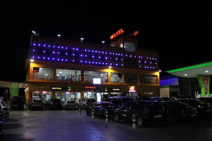 Motel à Votre Disposition Pour Votre Commodité - Ouarzazate