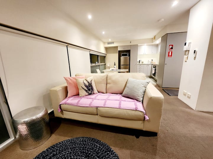 Darlinghurst: Perfect 1 Bedroom Apartment! - Surry Hills