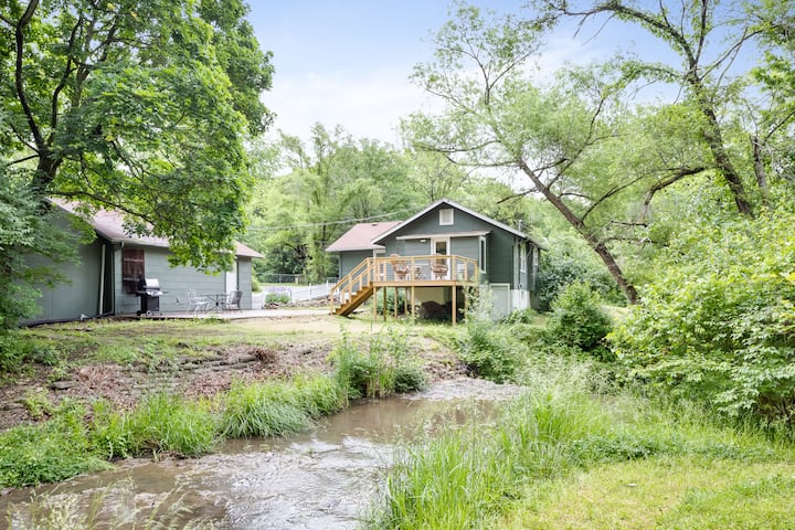 Waterfall Garden Cottage Lux Beds 5 Min. 2 Dt Kcmo - Shawnee, KS