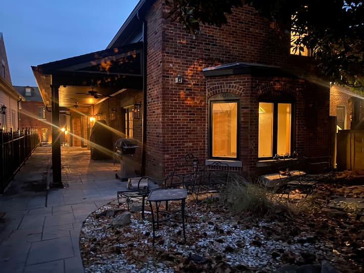 The Clementines Experience - Saint-Louis, MO