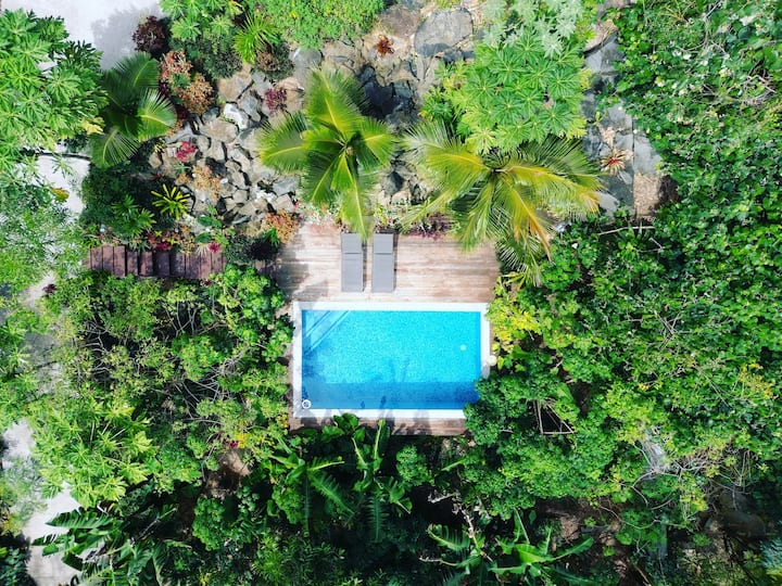 Rainbow Villas -Golf And Ocean View With Pool - Cook Islands