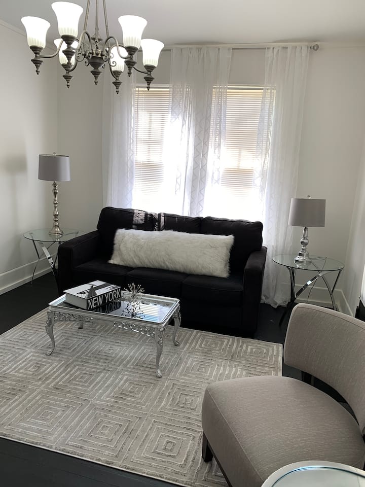 Lafayette Cottage - Dothan, AL