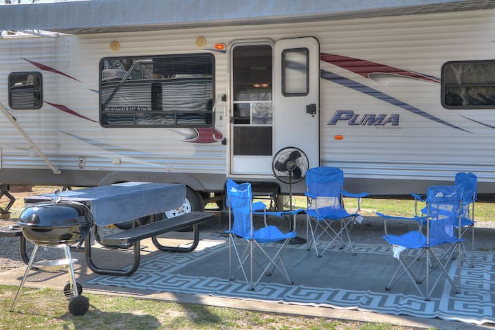 Rv Rental 74 @ Camp Riverslanding - Gatlinburg, TN