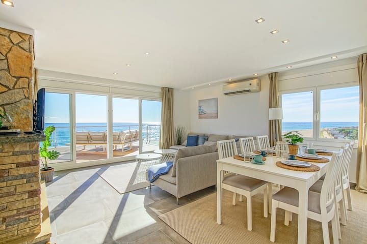 Top 10 Beachfront Airbnb Vacation Rentals In Spain - Updated 2025 | Trip101
