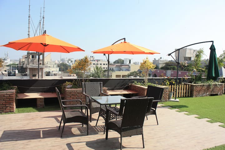 Premium Service Apartment At Indore - Indore