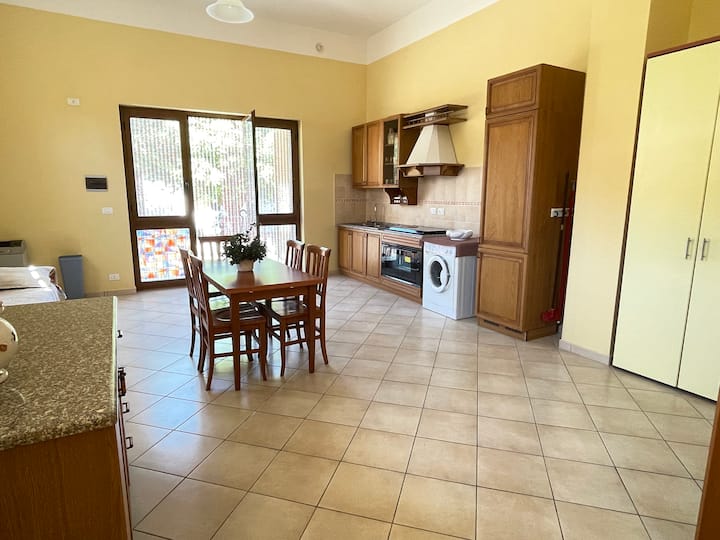 (Oleandro) Monolocale Con Giardino Privato - Campiglia Marittima