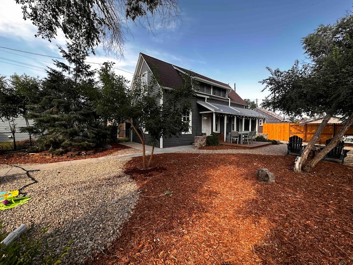 The Urban Farmhouse Downtown - Colorado Springs, CO