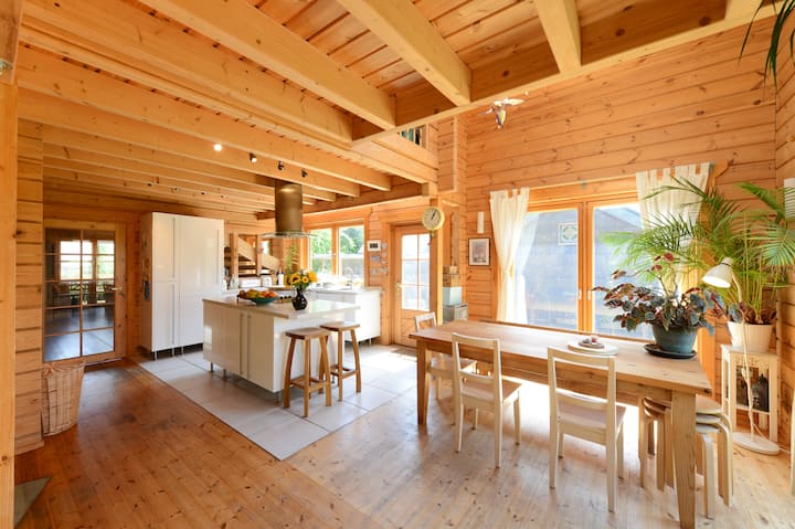 Gorgeous Log House On Gower Close To Lovely Beach - The Mumbles