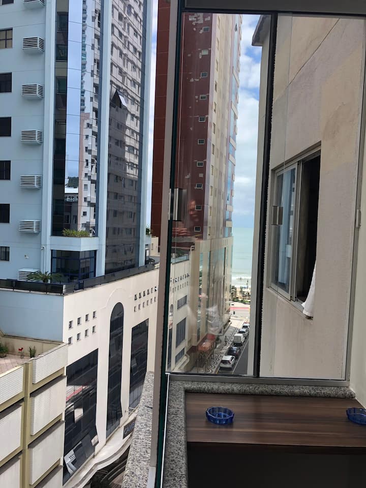 Lindo Apto A 30 Metros Da Praia Central - Balneário Camboriú