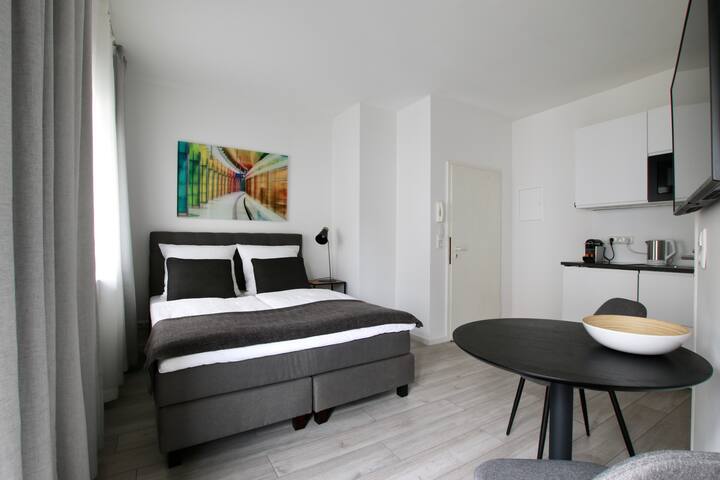 Cosy Studio With Balcony In The Inner City - Cologne