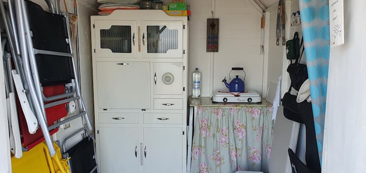 Beach Hut (Don't Book Without Reading Description) - Kent