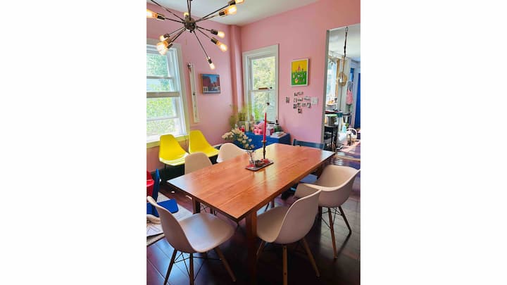 Charming New England Artist House - Quincy, MA