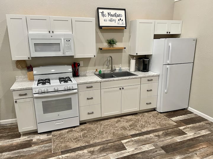 Studio 807 - Kanab, UT