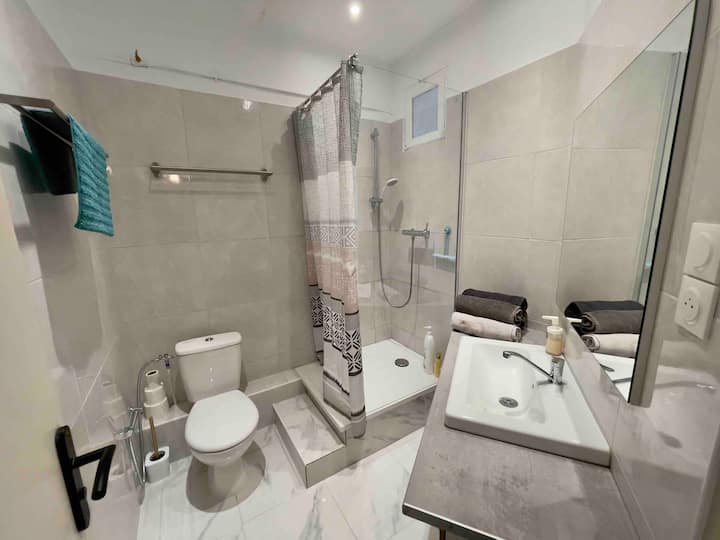 Nice Beau Deux Pièces Centre Ville - Saint-Laurent-du-Var