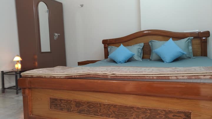 2bhk Fully Furnished & Well Maintaind Flat On Rent - Hyderabad