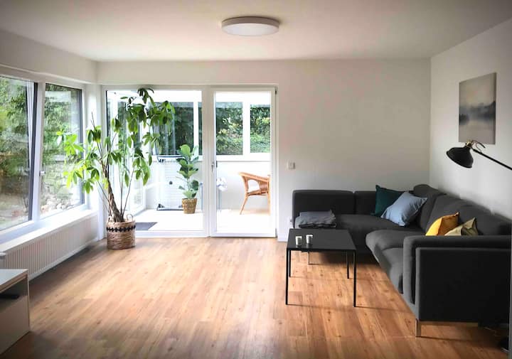 Schöne Elw Mit Blick Ins Grüne Und Gartenzugang - Leonberg