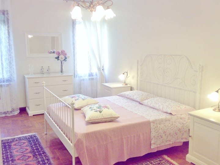 Comfortable And Bright Apartment. - Venice