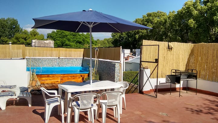 Tiburcio I - Amplio Dpto. Con Terraza Y Pileta - Mendoza