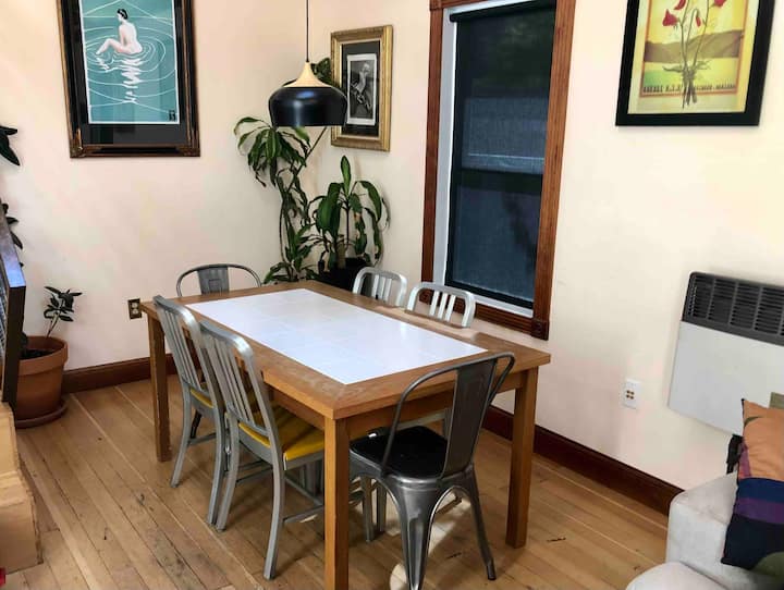 Modern Three Bedroom, One Block From Downtown! - Bozeman, MT