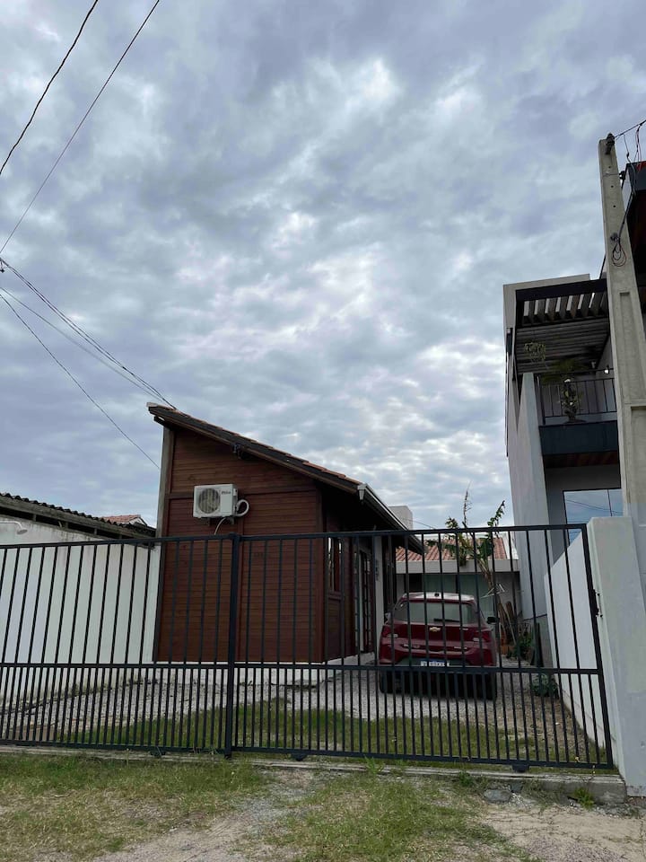 Casa No Mariscal, Com Estacionamento. - Bombinhas