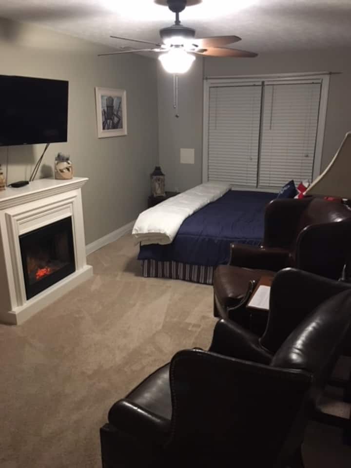 Clean, Quiet, Private Space, Minutes From Lu - Lynchburg, VA