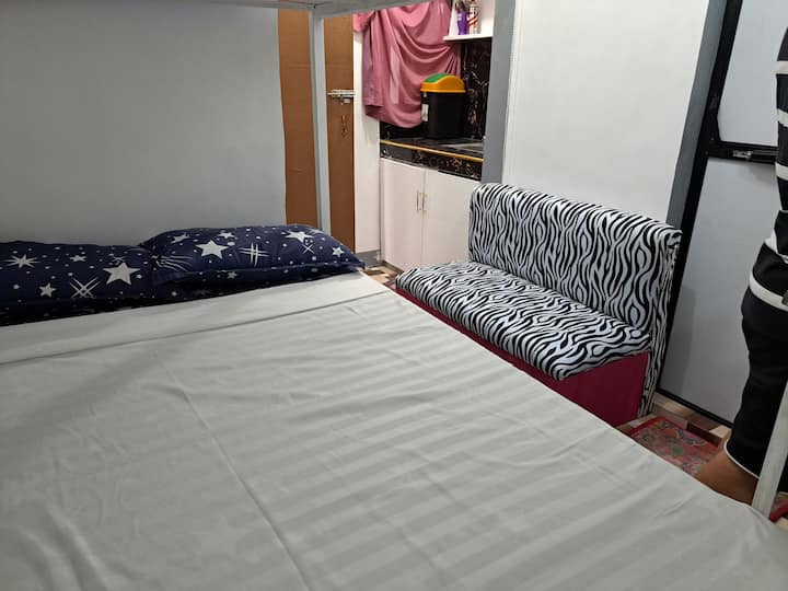 New Studio Beach House 4pax Near Lascasas - Bagac