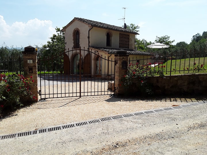 Castagneto Holiday House - Monteriggioni
