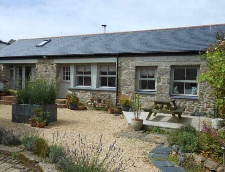 Stylish Barn Conversion! - Penzance