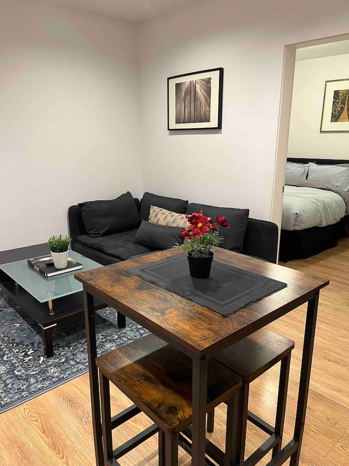 Cozy 1 Bdrm Private Suite Mount Pleasant - Vancouver